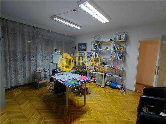 Novi Beograd, Blok 33, 68m2, odličan