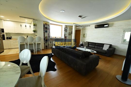 Lux penthouse sa fantastičnim pogledom