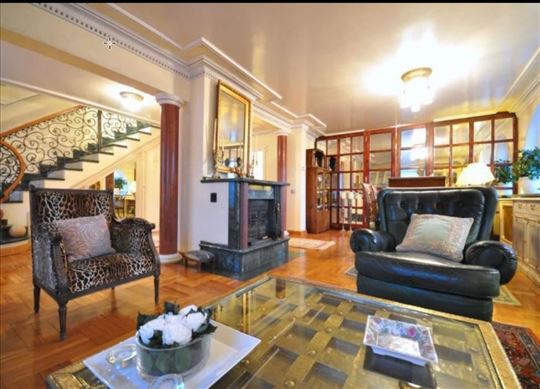 Dedinje, Smetanina, kod Dipl.kolonije 140m2, 4,0