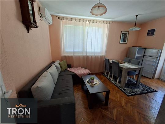 Jednosoban stan u blizini kružnog toka 45m2