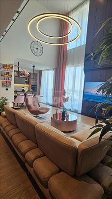 Arhitektonski PH sa duplom visinom plafona u BW