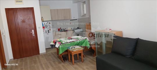 Renoviran stan za izdavanje