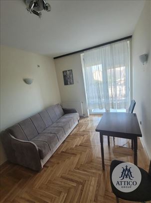 Garsonjera za izdavanje na Novoj Detelinari – 25m²