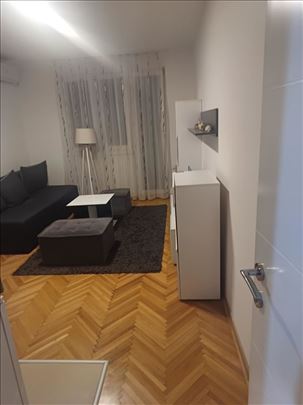 Karaburma, Mirrijevskii bulevar, 1.5, 36m2, terasa