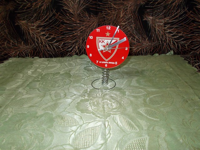 KK Crvena zvezda Beograd - stoni sat