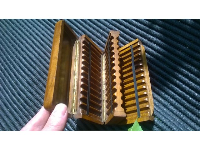 *Vintage Drvena Kutija za cigarete*