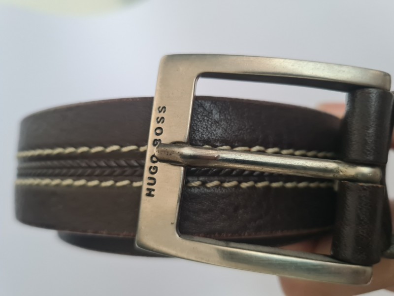 Original HUGO BOSS kozni kais malo koriscen