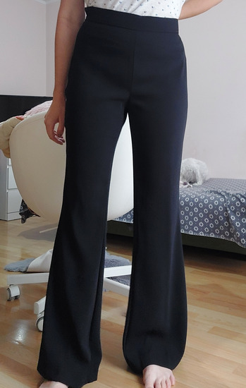 Zara pantalone