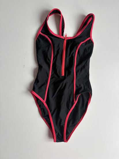 Lot 4 jednodelna kupaca za S/M