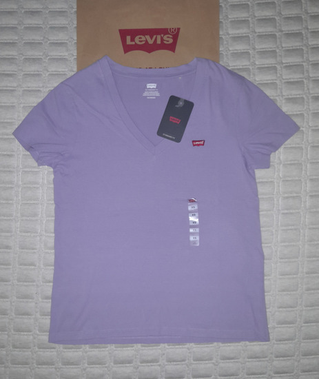 Levis lila majica kratak rukav V izrez XS/S NOVO!%