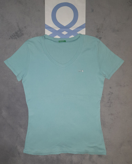 Benetton tirkizna majica kratak rukav logo cirkoni