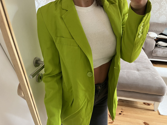 Zara satenski sako