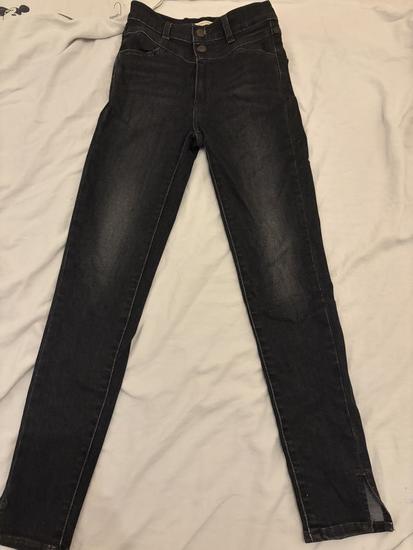 Levis farmerke