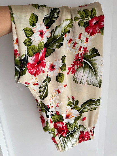 Letnje lagane pantalone