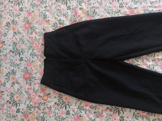 Zara pantalone dublji struk