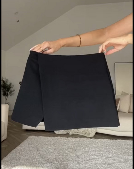 Zara šorc/suknja, XS, novo