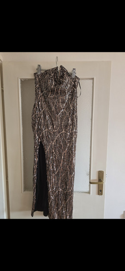 Elegantna haljina