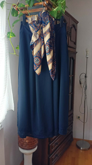 top suknja / pantalone sa maramom vel.44