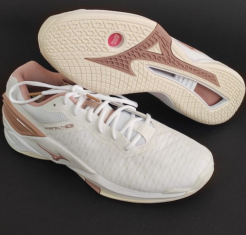 Mizuno Wave Stealth Neo