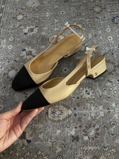 Chanel espadrile