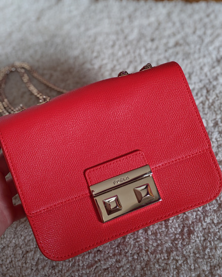 NOVA ORIGINAL FURLA TORBICA - HITNO