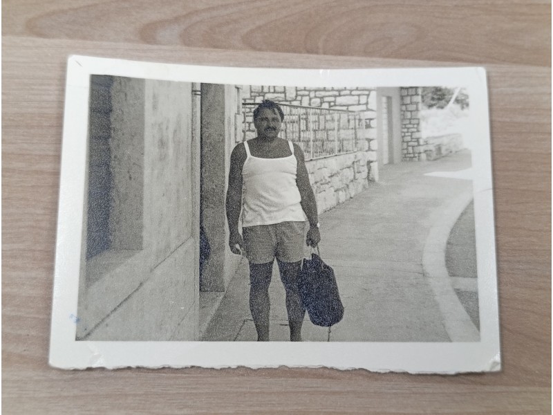 Vintage fotografija gospopdin na odmoru