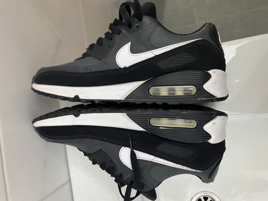 Nike Air Max 90