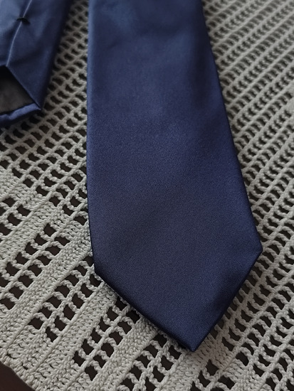 Luksuzna twill satenska plava Hugo BOSS kravata