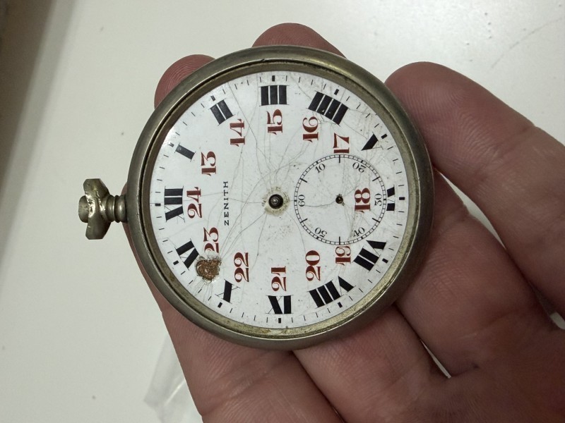 Zenith dzepni sat