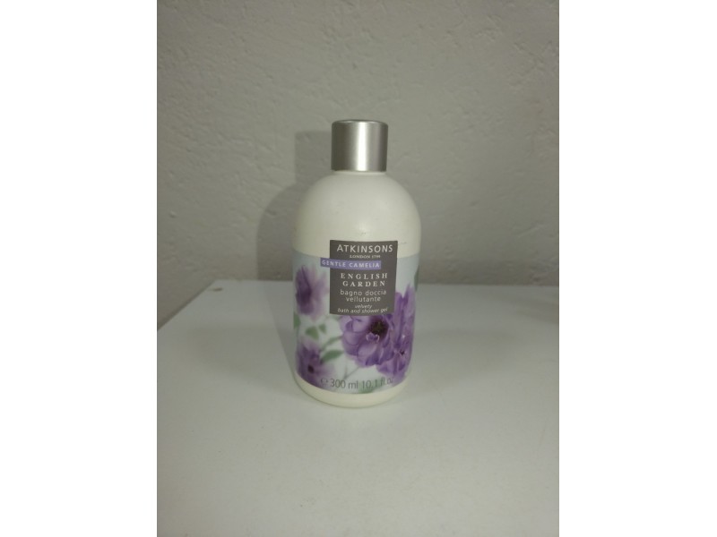 Atkinson gentle camelia English garden za tusiranje 300