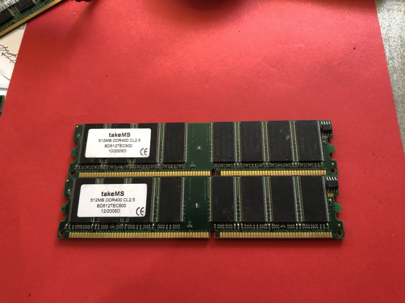 DDR 2x512mb Br.R11