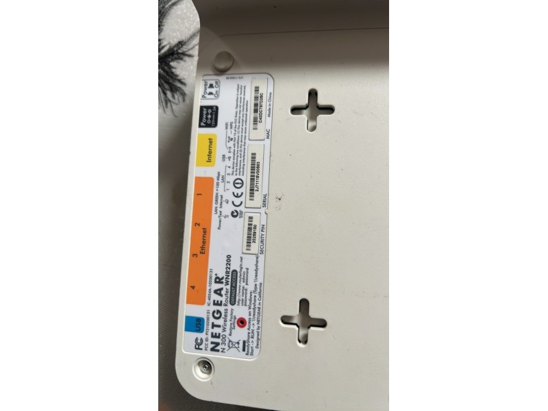 Netgear WiFi N300 ruter,model WNR 2200