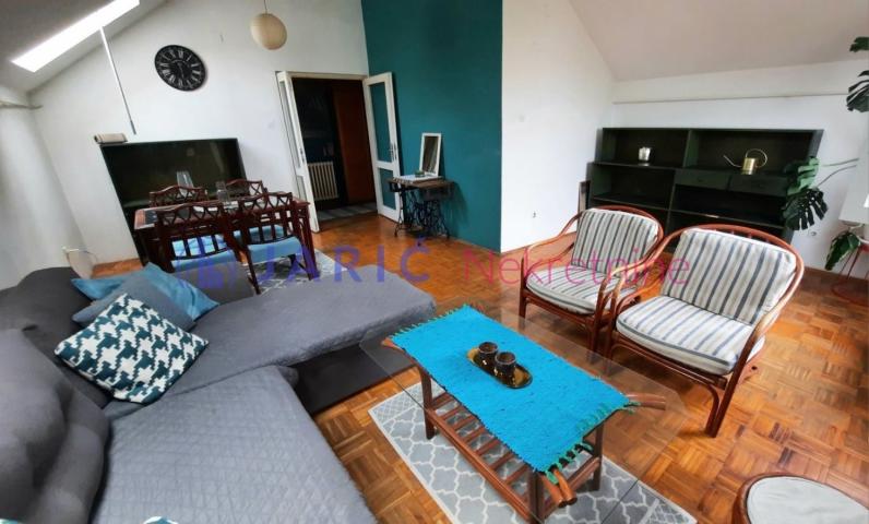 ✨ Šarmantno i svetlo potkrovlje 62m² •Dvosoban •
