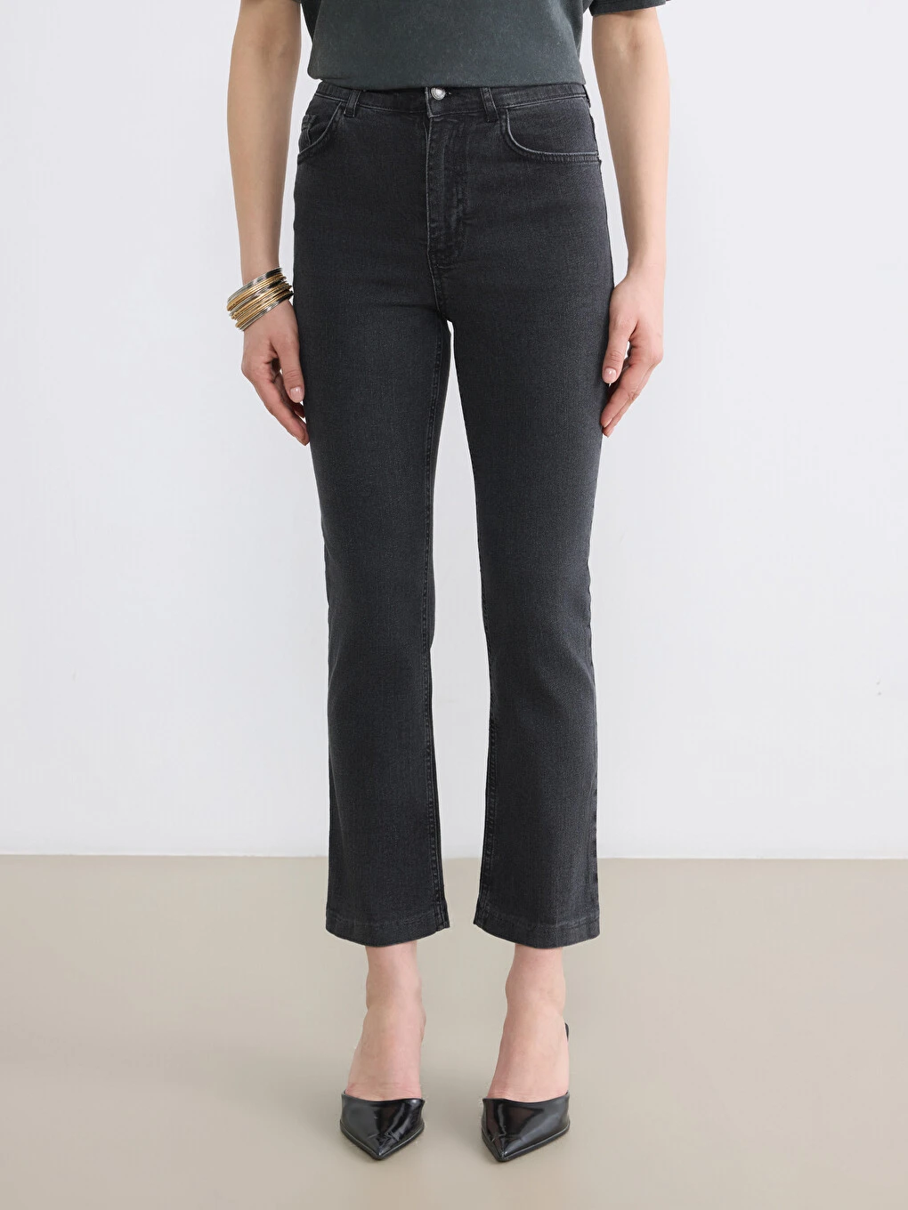 LCW Jeans Ženske Farmerke Sa Visokim Strukom I Flare Nogavicama