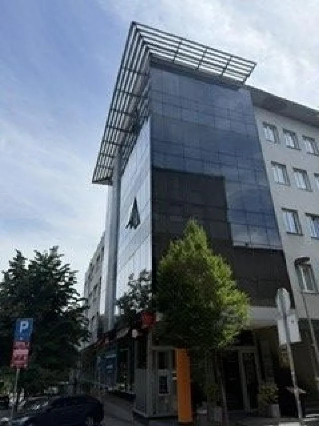 Izdavanje, Poslovni prostor, 420m2 , Gornji Dorćol