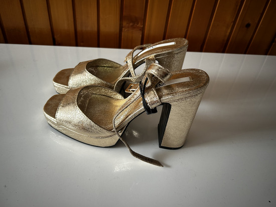Zara sandale 41 NOVO