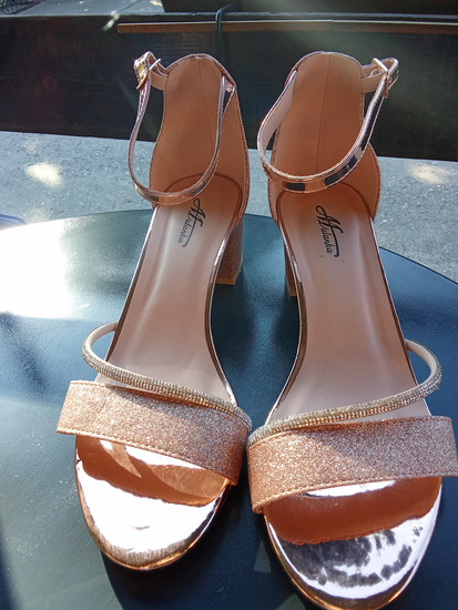 Sandale elegantne