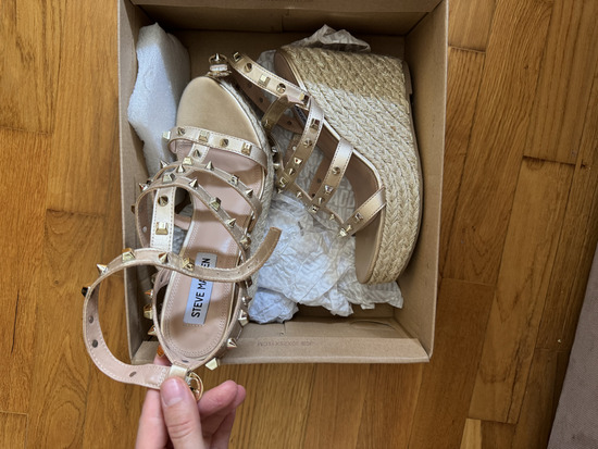 Steve Madden sanale NOVE