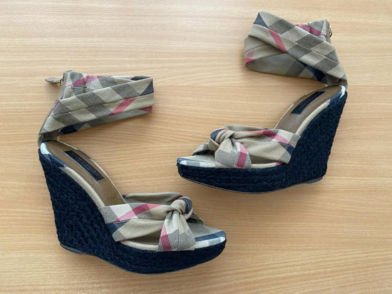 Original Burberry 40/40,5