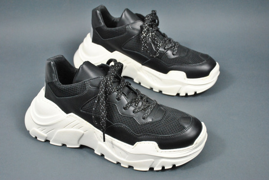 NOVE ANTONELLA ROSSI KOZNE PATIKEbr.39