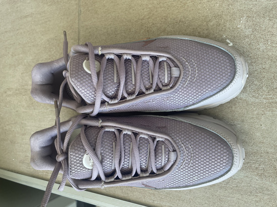 Nike 38,5