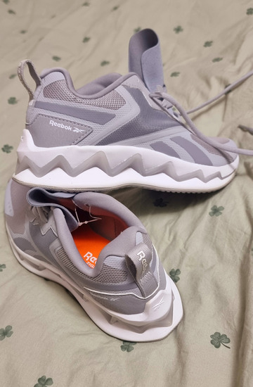 Reebok patike