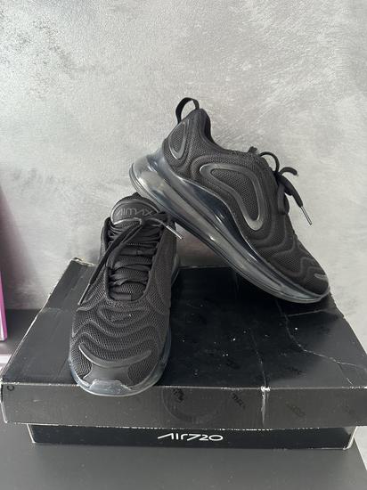 Nike Air Max 720