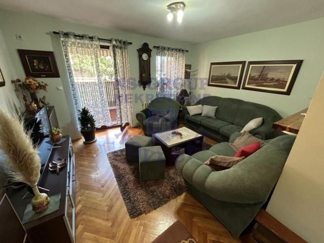 Dvosoban stan na Bulevaru Patrijarha Pavla 70m2