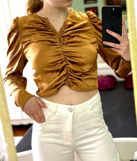 Satenski top