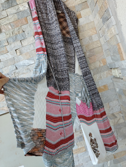 PRODATO DESIGUAL prsluk original xs/s feler