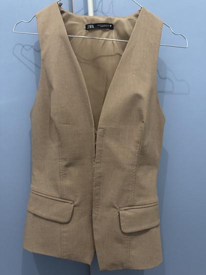 Zara prsluk