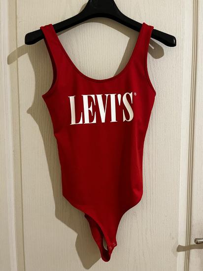 Levi’s body Xs
