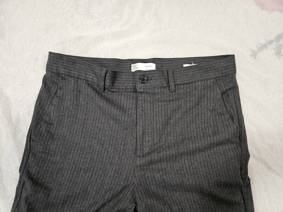 Bershka original pantalone