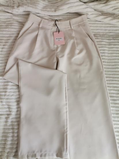 Elegantne pantalone NOVO